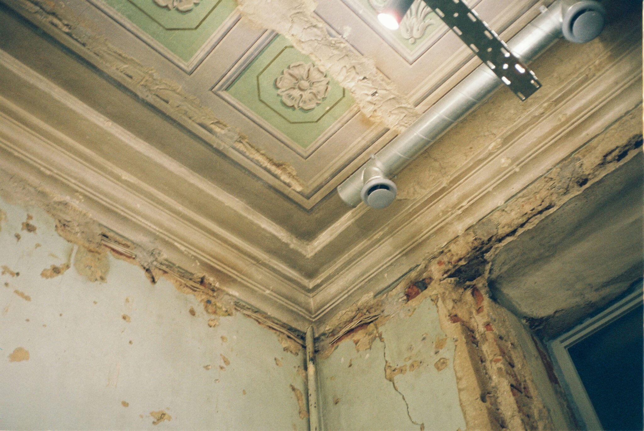 Asbestos in Mobile Homes: What You Need to Know - FunGuy Mold Inspections